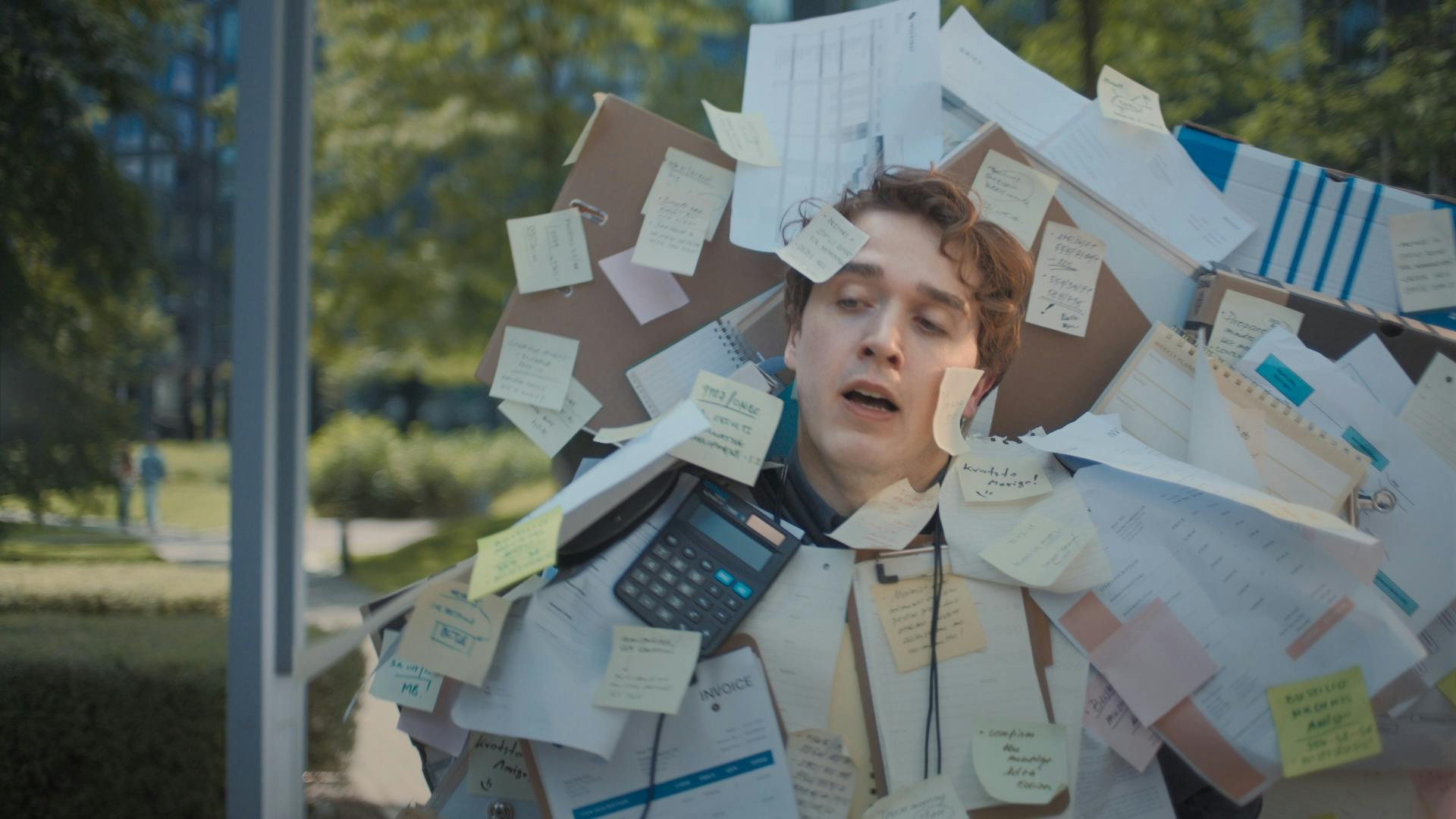 Ad of the Day: Man becomes human magnet in KitKat ‘Have a Break’ spot ...