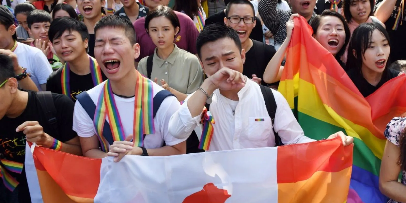 How should businesses in APAC create a diverse workplace culture ...
