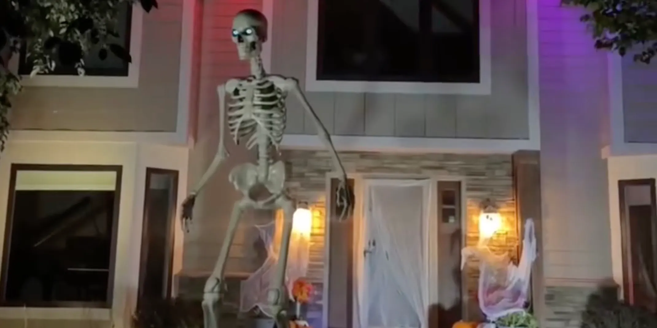 What Home Depot’s ‘viral’ 12-foot skeleton says about creativity | The Drum